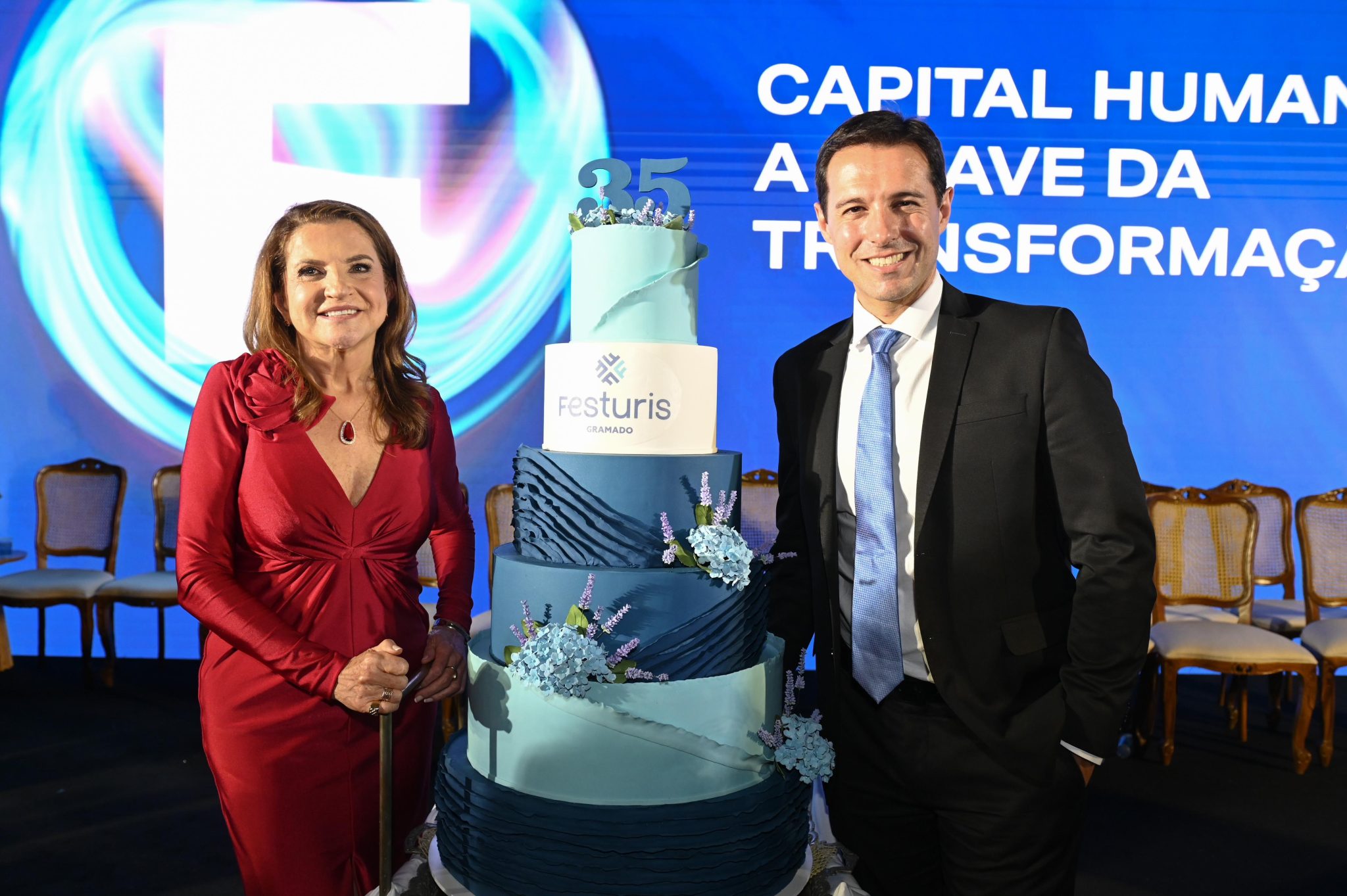 Himno Nacional en Festuris fue interpretado por la cantante Fátima ...